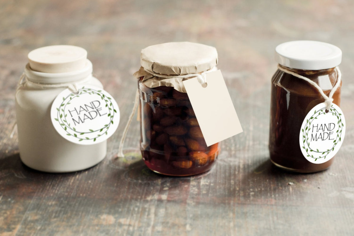 Handmade printable tags with leaves - One and half inch round - Digita