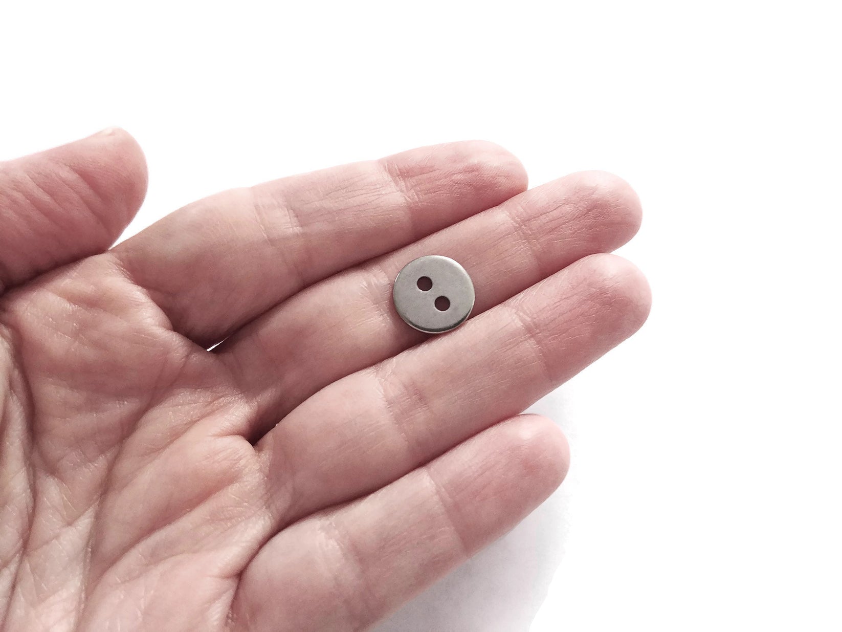 6 silver metal buttons, stainless steel buttons or clasps, round butto